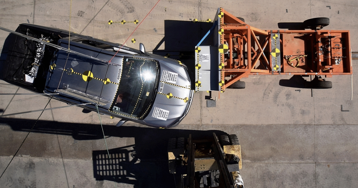 Preventing injuries from car accidents through data modeling | KNIME